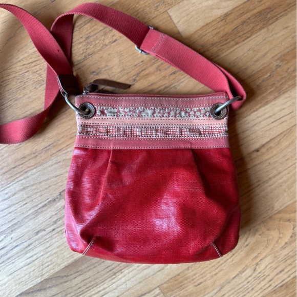 Fossil | Bags | Fossil Key Per Coated Canvas Crossbody Bag Red | Poshmark